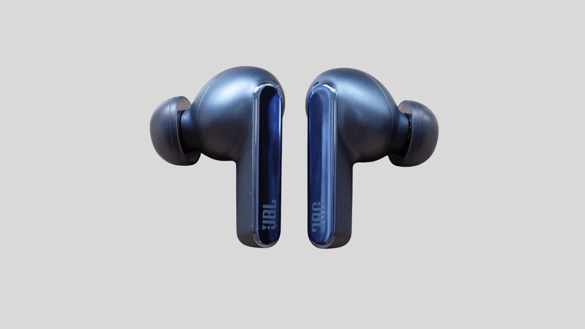 JBL Live Pro 2 Review: Sound, Comfort & Performance - gogemio